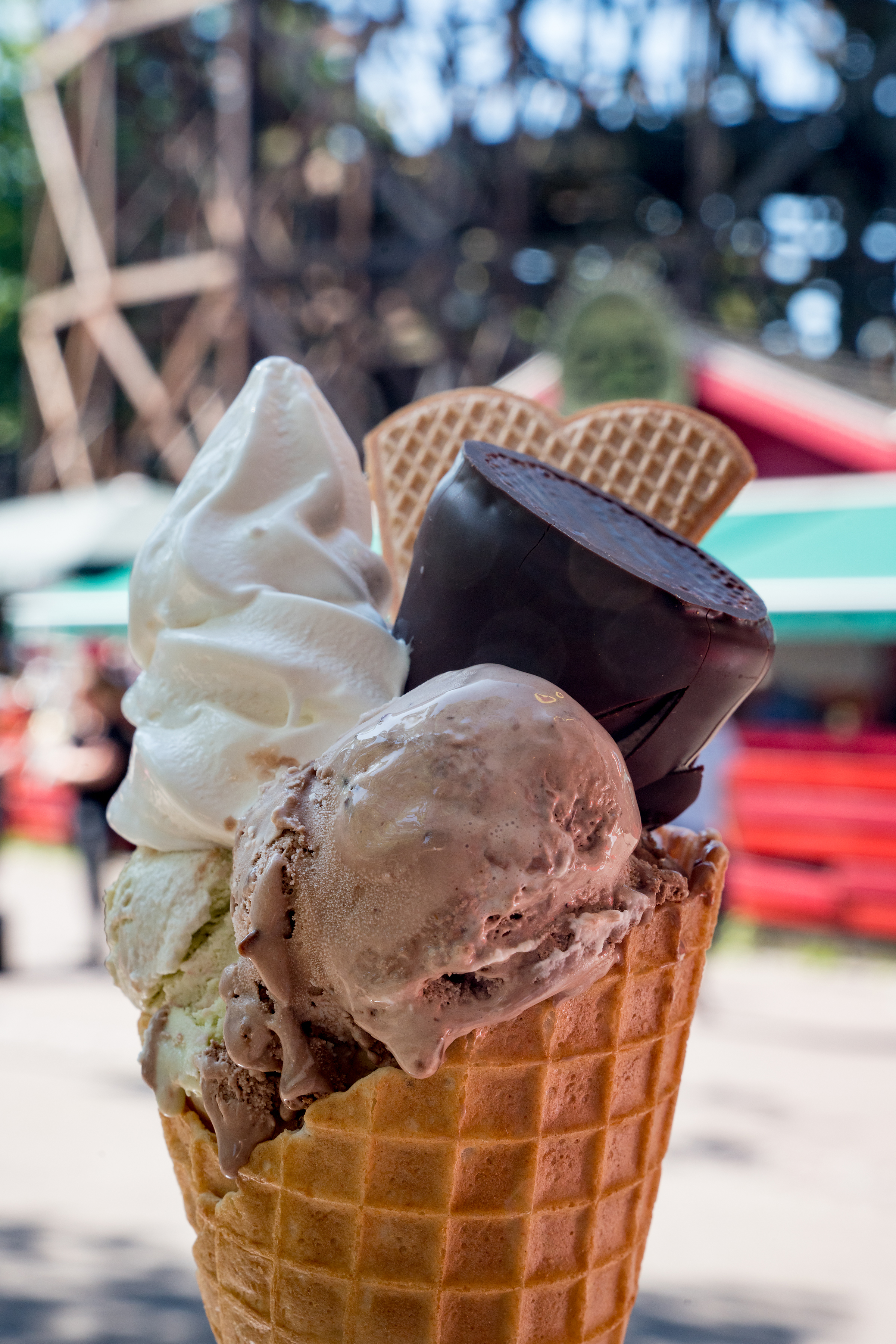 Palæ Isbar – Is, balloner og candyfloss - Bakken